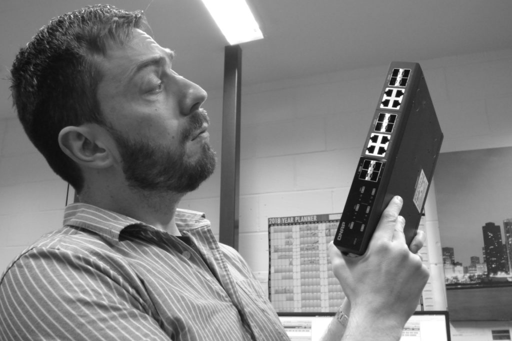 Unboxing the QSW-1208-8C QNAP 10Gbe Switch – IT’S FINALLY HERE – NAS ...