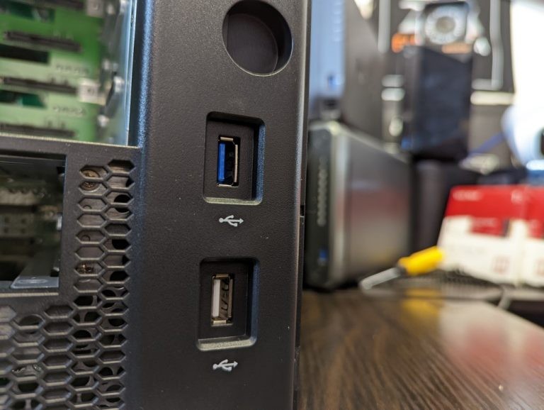 TrueNAS Mini X+ iXsystems NAS Review – NAS Compares