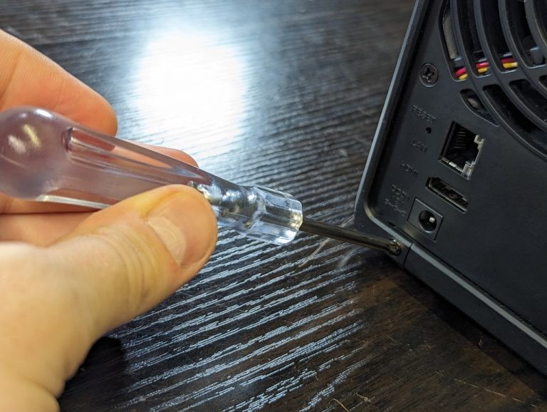 Synology DVA1622 Surveillance NAS Review – Smart Enough? – NAS Compares