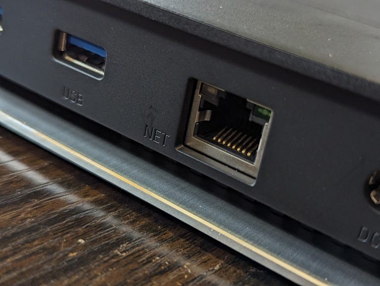 The lincplus LincStation N1 NAS Review – A REAL Turnkey UnRAID Flash ...