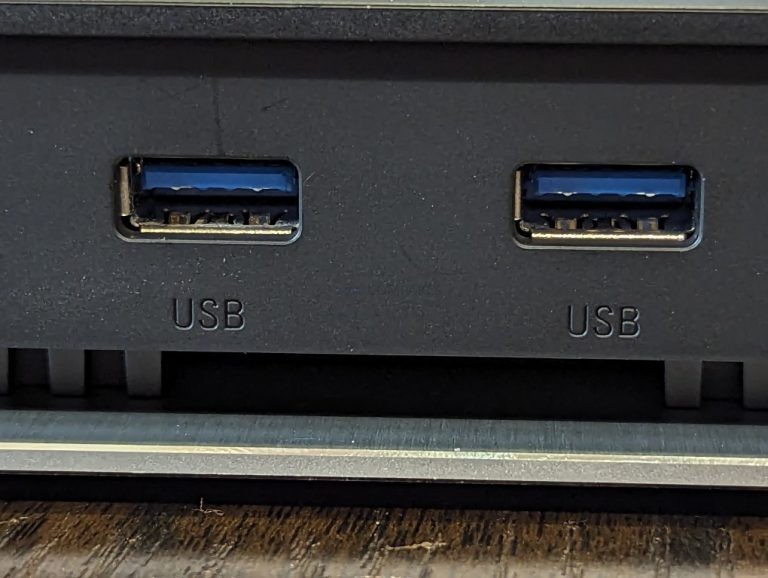 The lincplus LincStation N1 NAS Review – A REAL Turnkey UnRAID Flash ...
