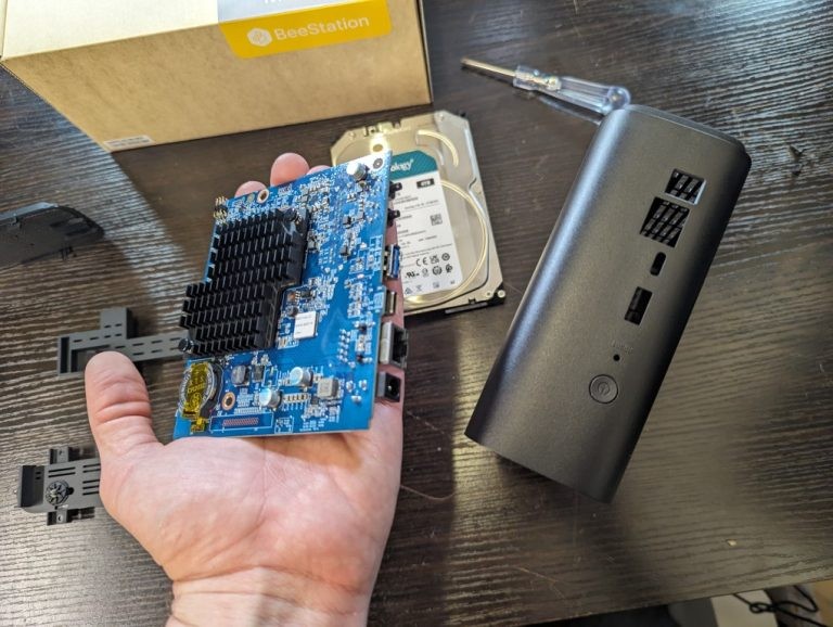 Synology BeeStation Review – The “EASY MODE” NAS? – NAS Compares