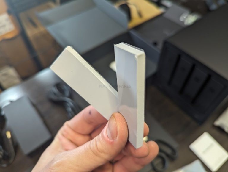 UGREEN NASync DXP4800 PLUS NAS Review – NAS Compares