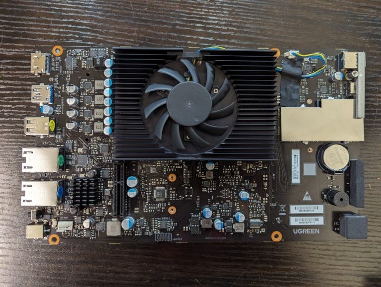 UGREEN NASync DXP4800 PLUS NAS Review – NAS Compares